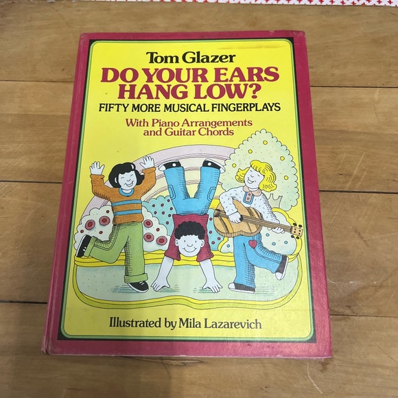 Other | Vintage Do Your Ears Hang Low Book Childrens Finger Plays 198 ...